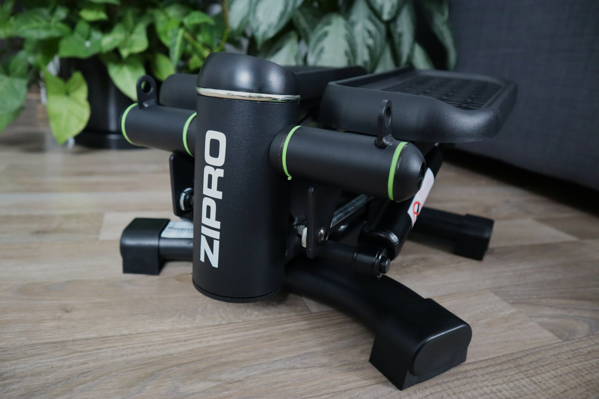 Stepper Zipro Roam, czyli sposób na domowe cardio – recenzja · Testoria